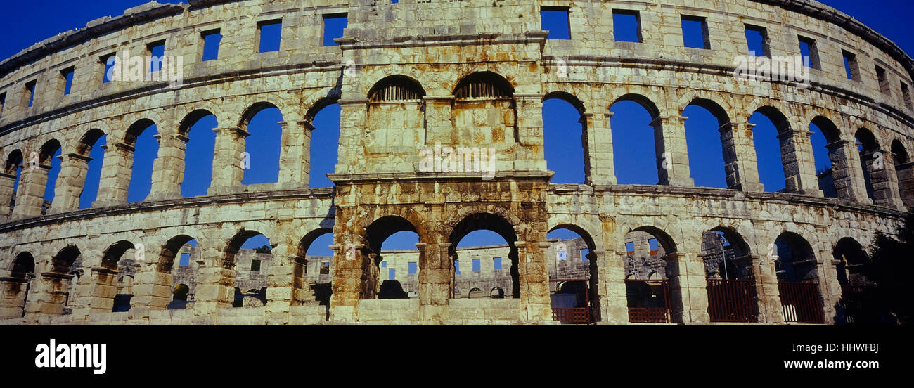 Pula amphitheatre hi-res stock photography and images - Alamy