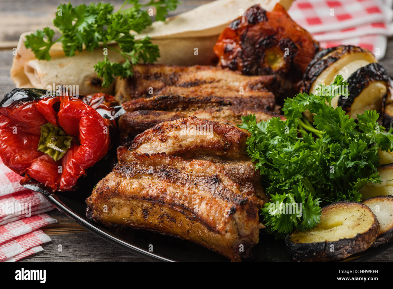 Red plate with meat hi-res stock photography and images - Alamy