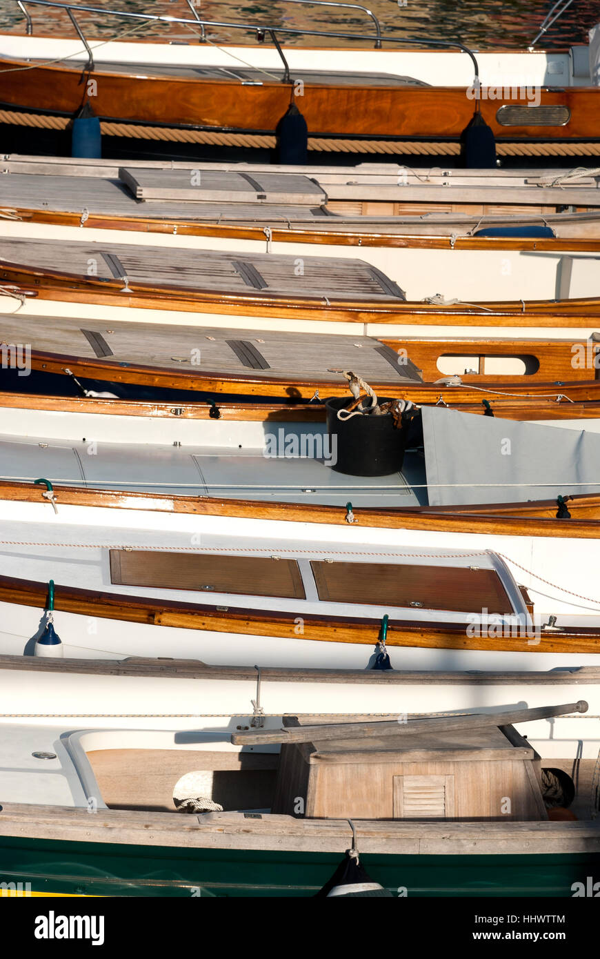 wood, boat, genoa, colors, colours, italy, rowing boat, sailing boat ...