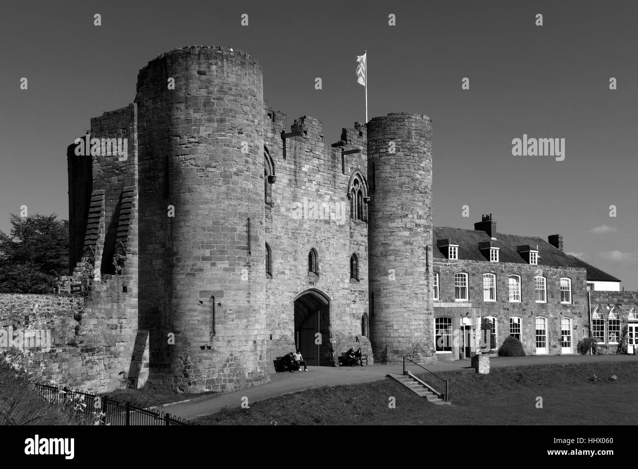 Tonbridge castle hi-res stock photography and images - Alamy