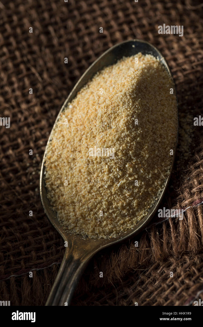 Dry Organic Ground Garlic Spice in a Bowl Stock Photo - Alamy