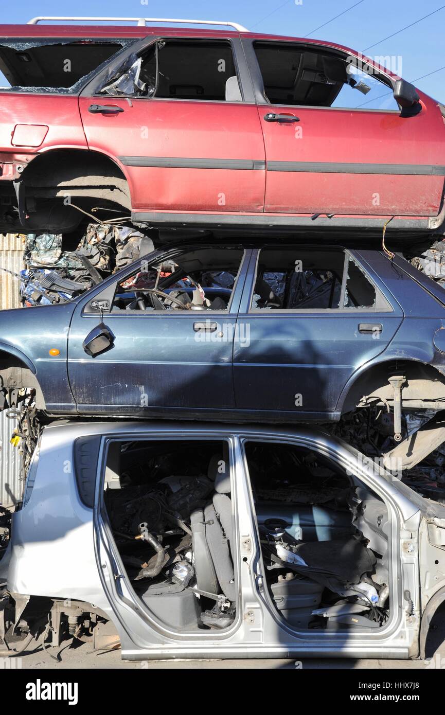Car scrap yard in milan hi-res stock photography and images - Alamy