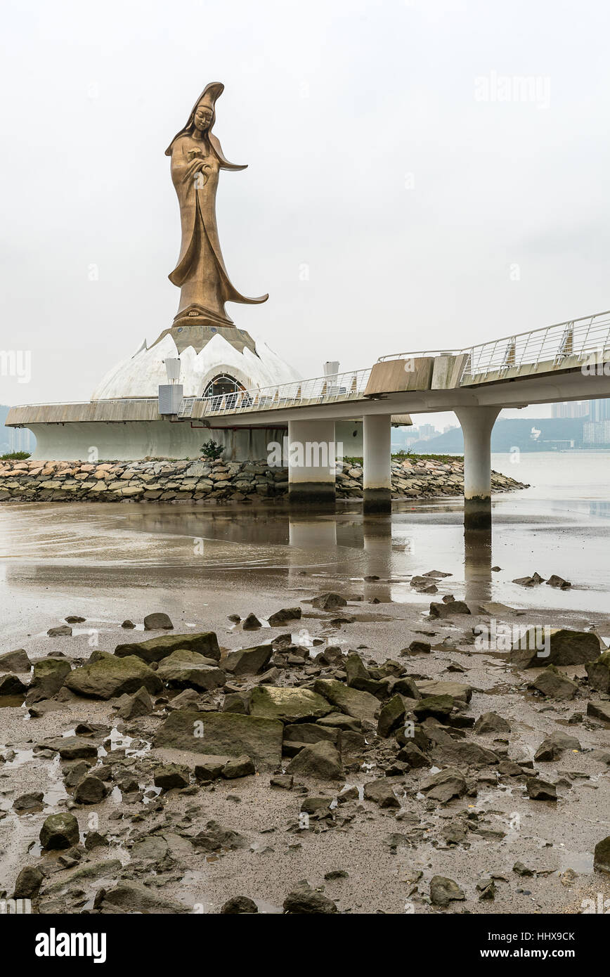 Statue of Golden Mother God Kuan Im macau China Stock Photo - Alamy