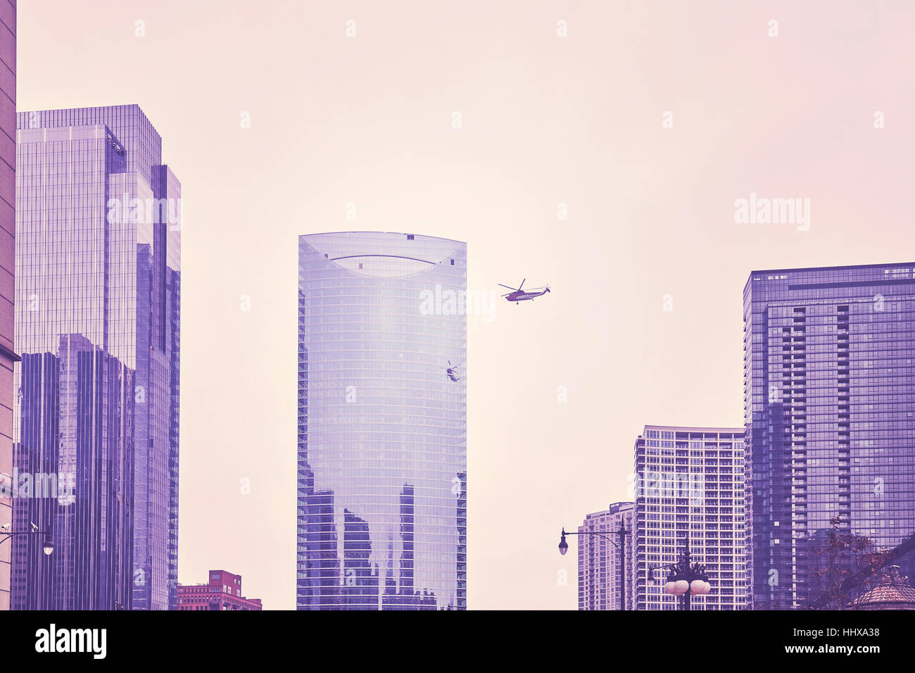 Chicago helicopter hi-res stock photography and images - Alamy
