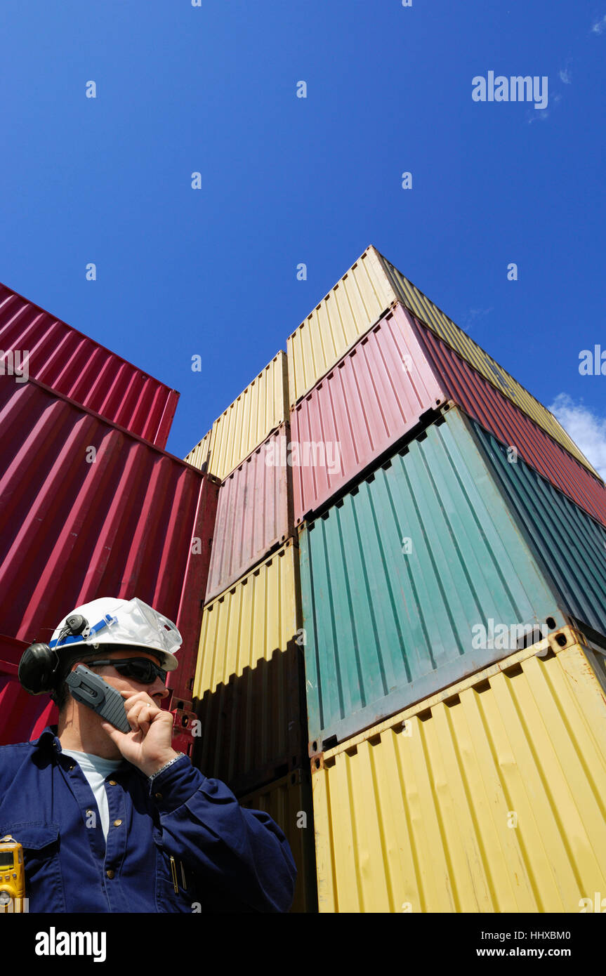 Dockworker shipping container hi-res stock photography and images - Alamy