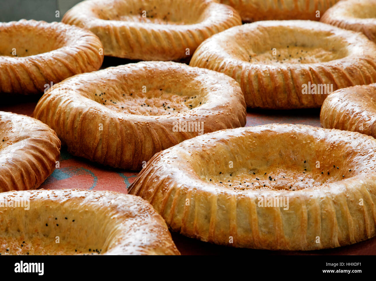 Uzbek bread hi-res stock photography and images - Alamy