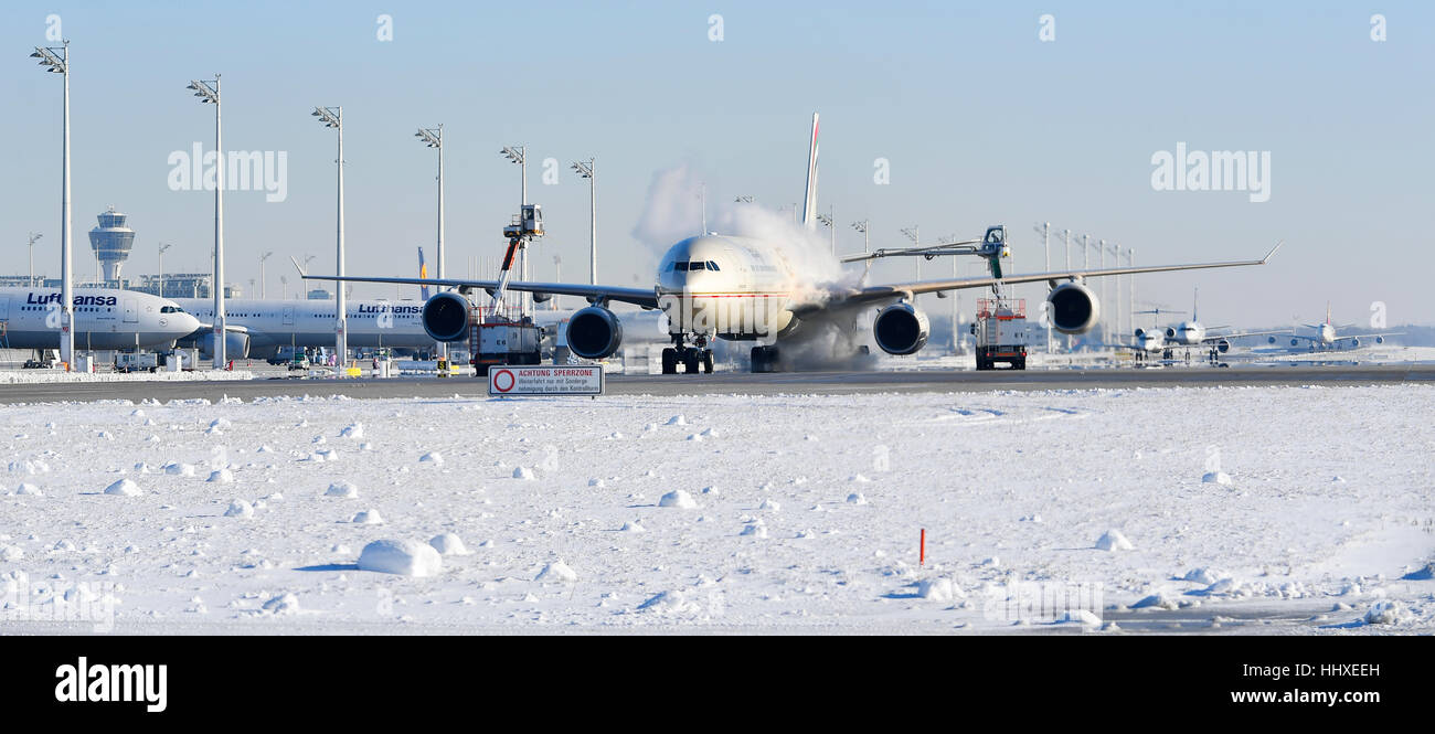 Etihad, A 340, aircraft, a/c, airplane, plane, wing, taxiway, runway ...