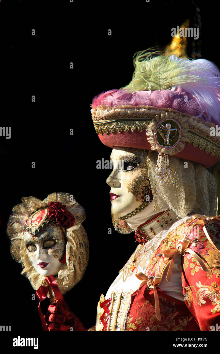 Venice carnival costume and mask Stock Photo - Alamy