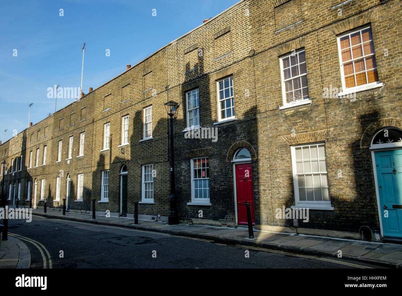 Victorian london street hi-res stock photography and images - Alamy
