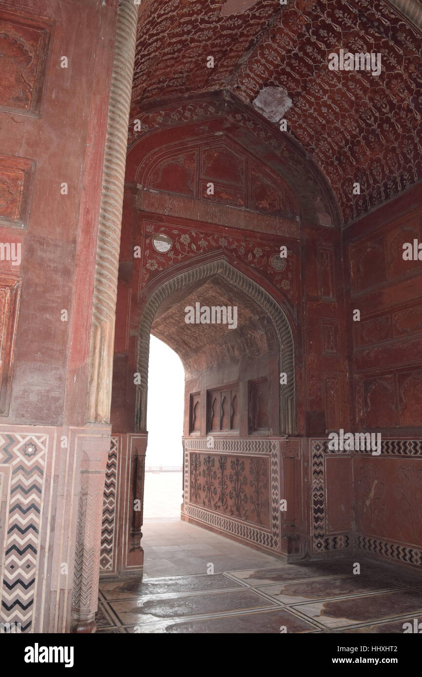 Taj mahal in india pink hi-res stock photography and images - Alamy