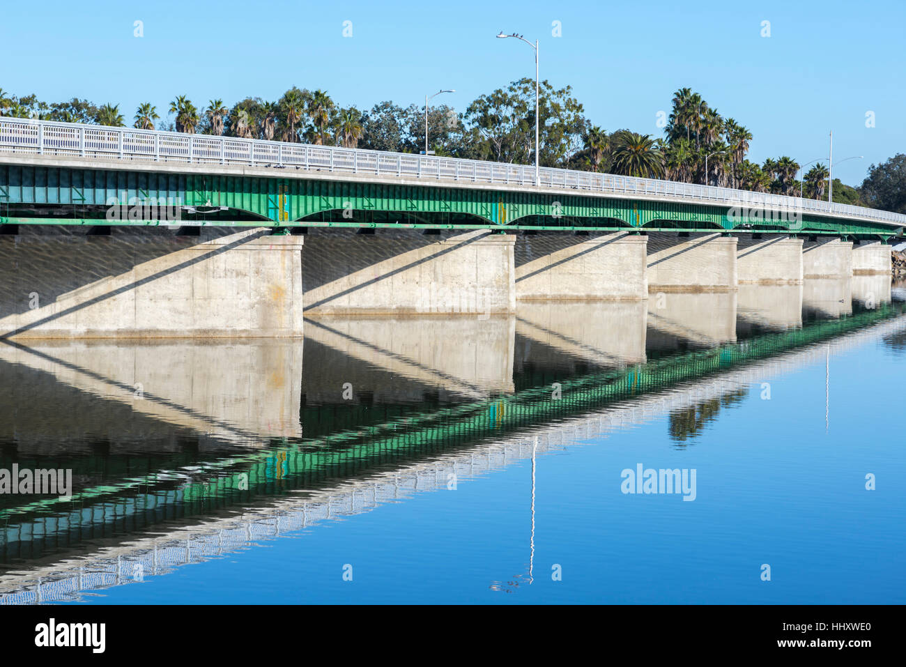 Cliffs images hi-res stock photography and images - Alamy