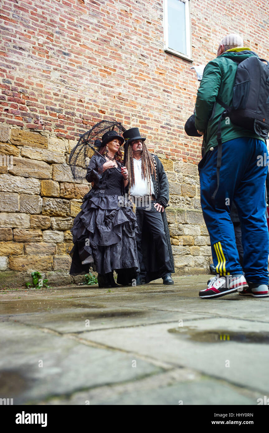 Goths and black hi-res stock photography and images - Alamy