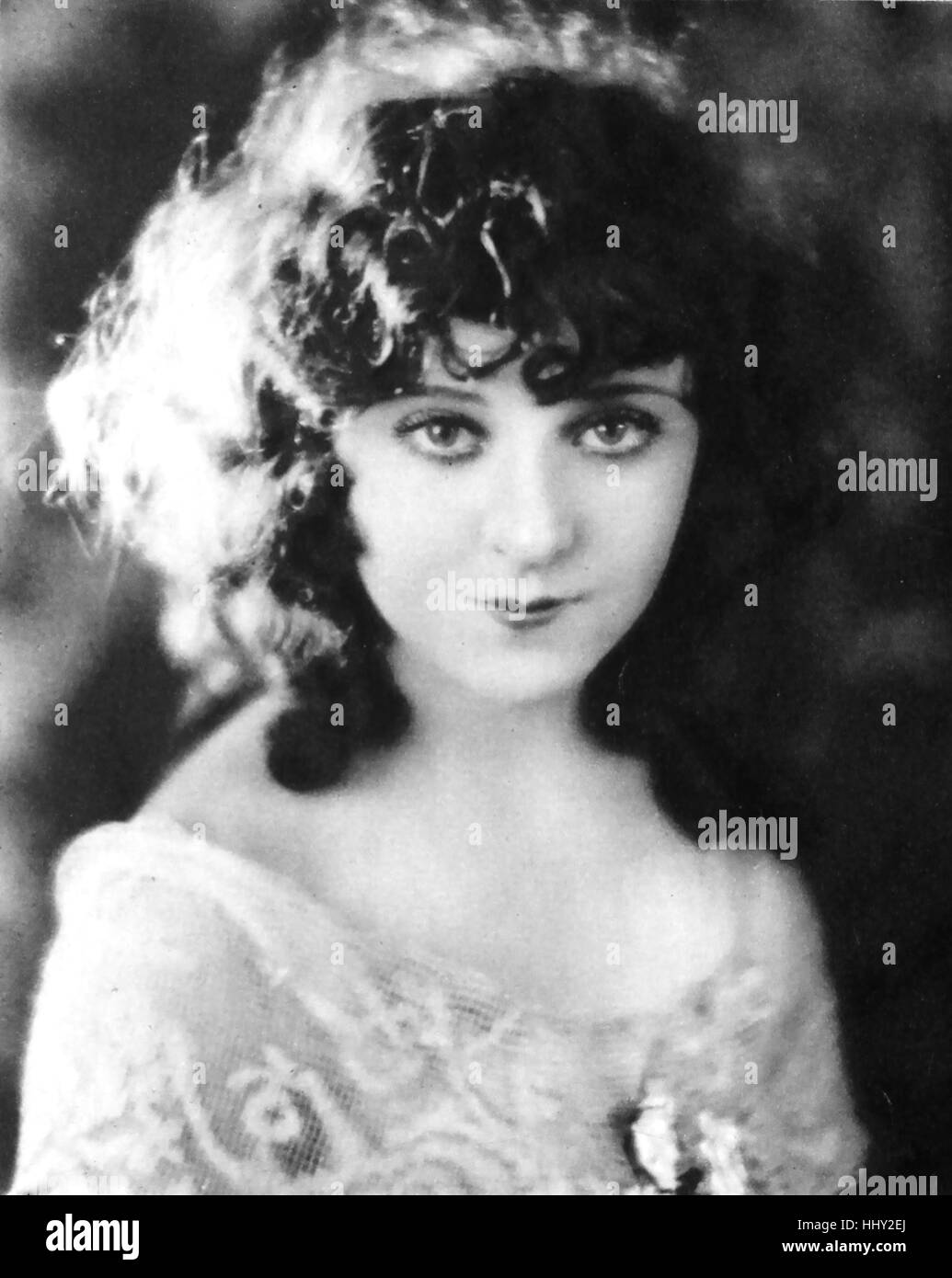JOBYNA RALSTON (1899-1967) US silent film actress in 1924 Stock Photo ...
