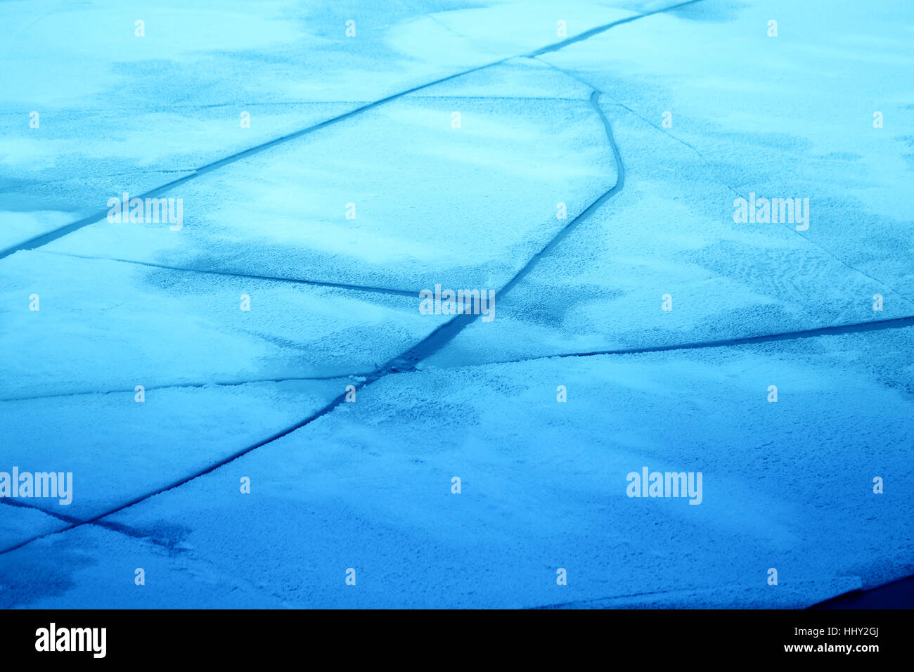 Photos blue winter ice floes on a big river Stock Photo - Alamy