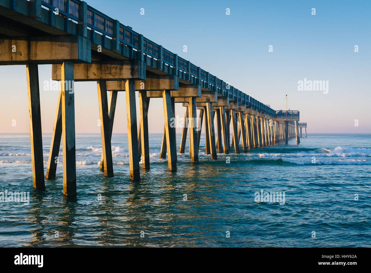 Morning light on the M.B. Miller County Pier and Gulf of Mexico, in ...