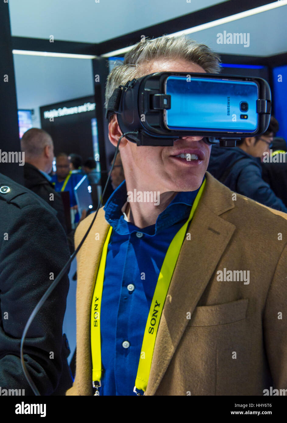 LAS VEGAS - JAN 08 : Virtual reality demonstration at The Samsung booth ...