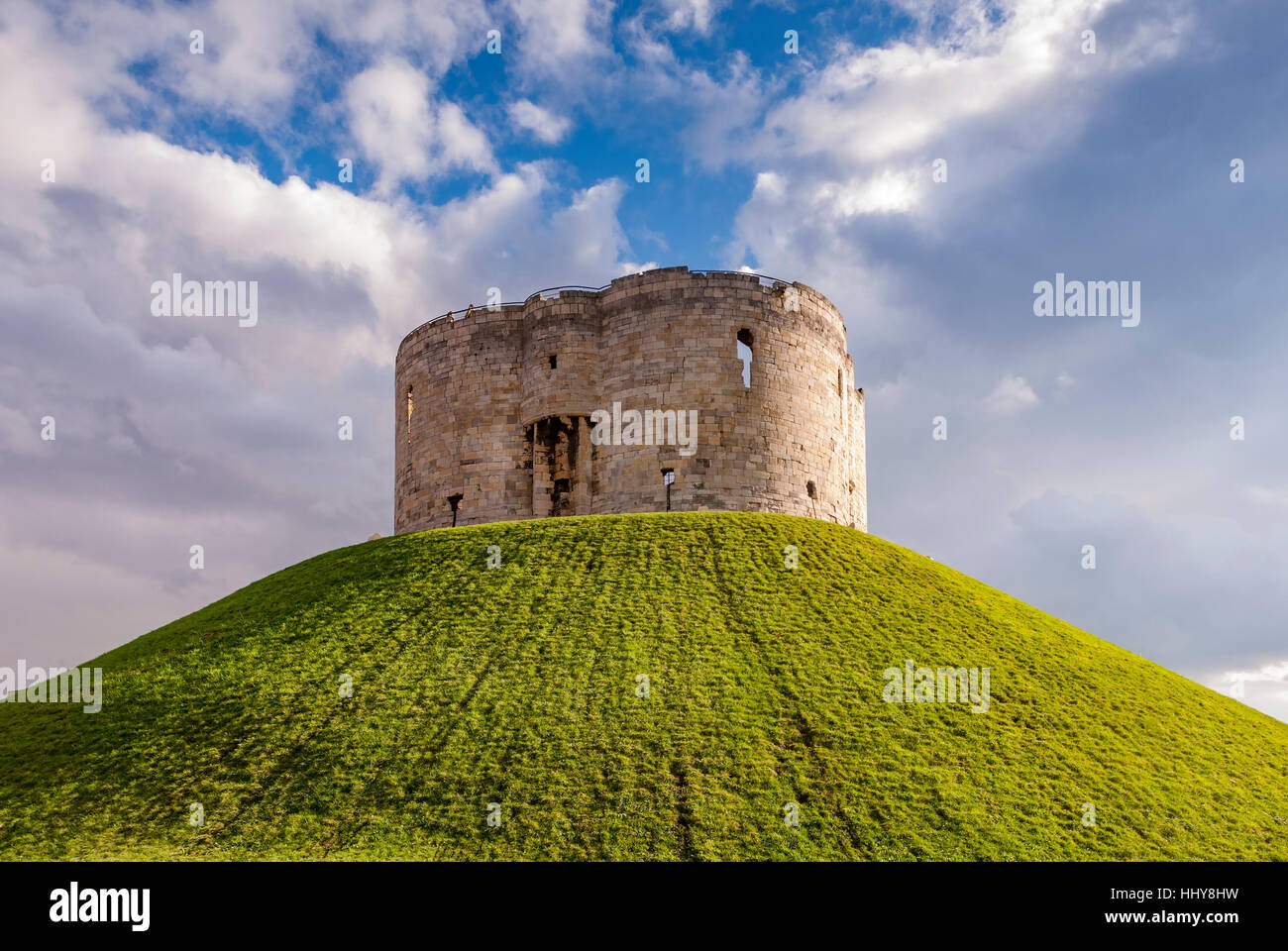 Clifford's Tower in York. medieval castle tower York Stock Photo - Alamy