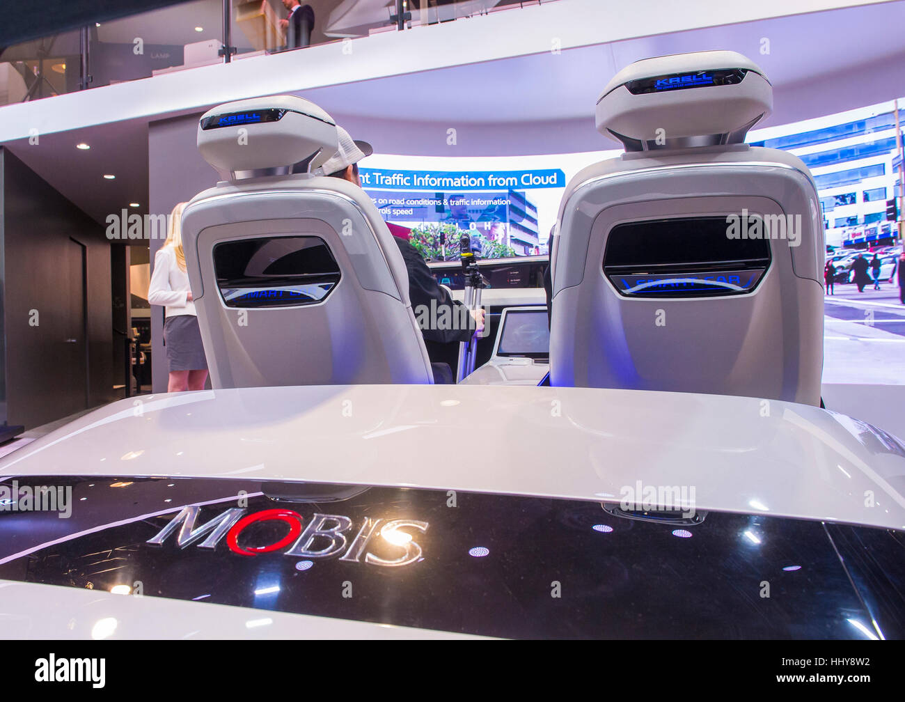 American truck simulator hi-res stock photography and images - Alamy