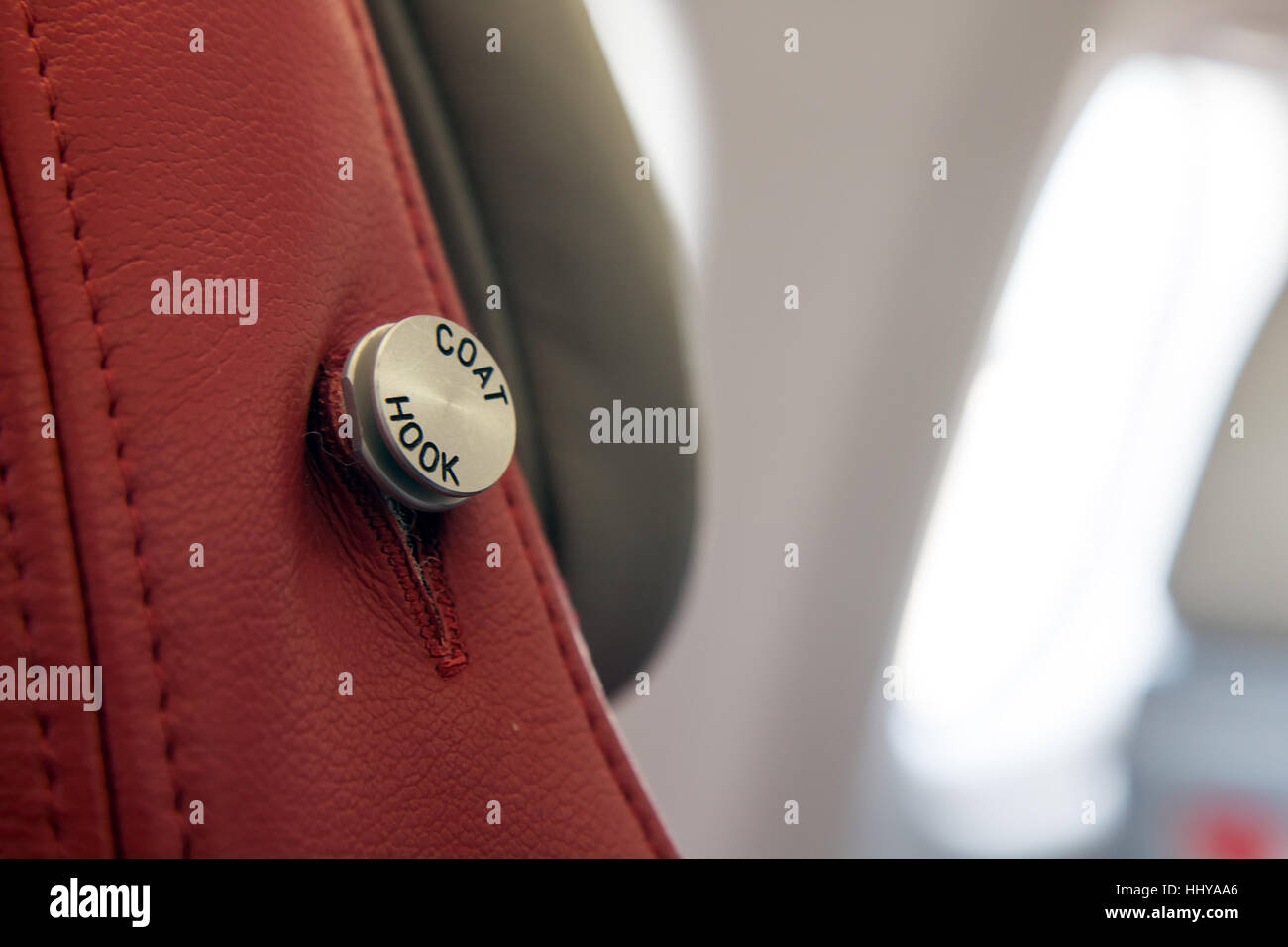 Empty plane hanger hi-res stock photography and images - Alamy