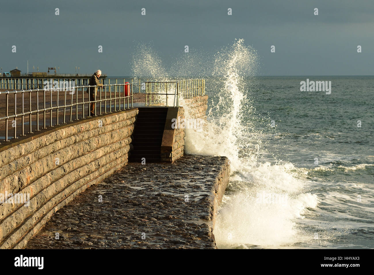 Wave crashing against seawall hi-res stock photography and images - Alamy