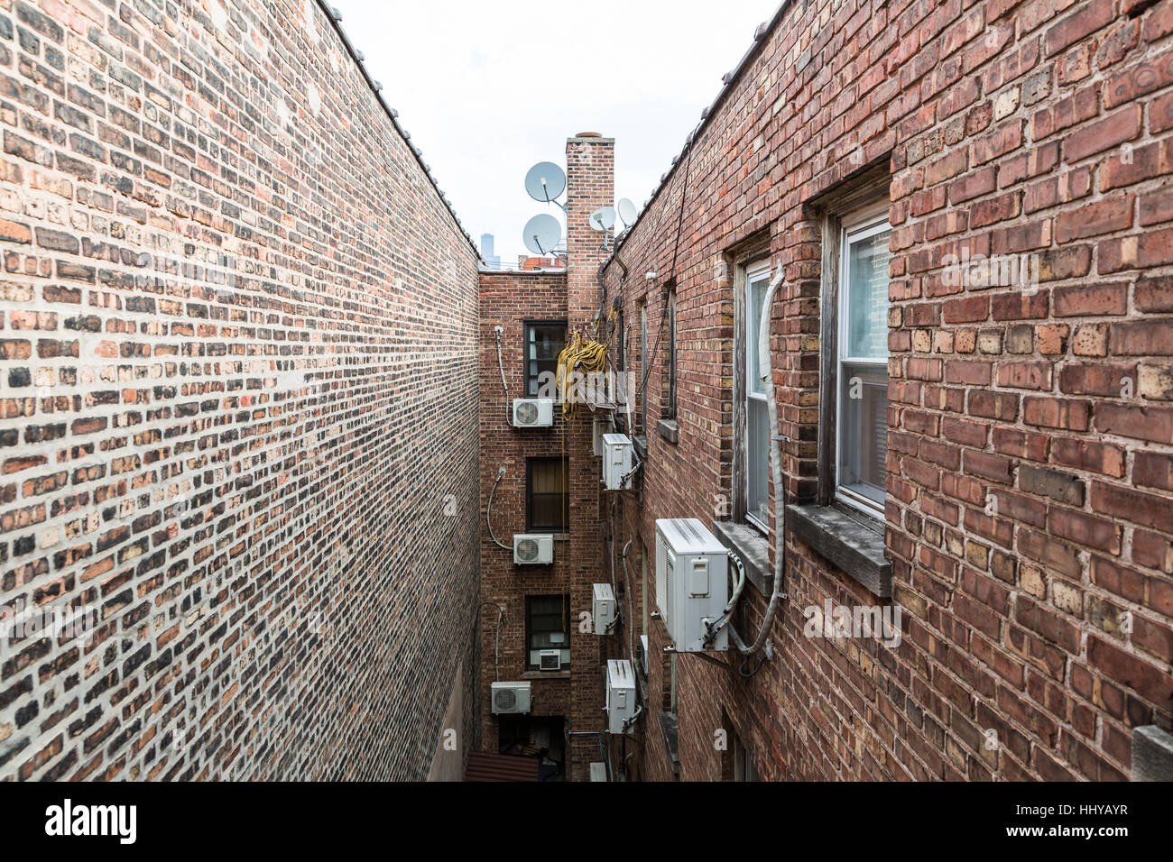 Narrow lane between brick houses hi-res stock photography and images ...