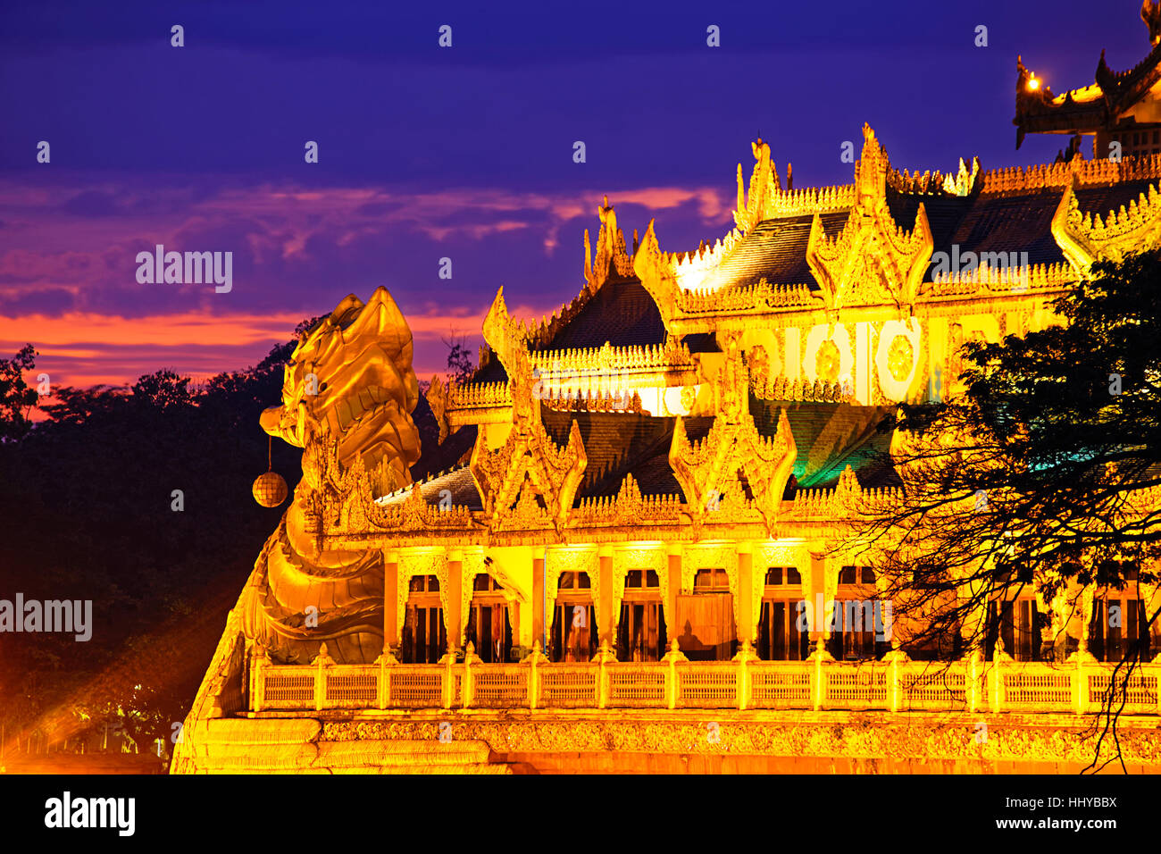 Karaweik Palace at sunset , Myanmar Yangon landmark Stock Photo - Alamy