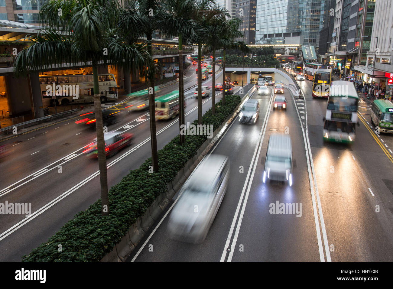 Streets and roads hi-res stock photography and images - Alamy
