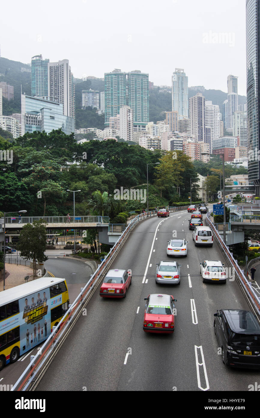 the traffic in hong kong roads Stock Photo - Alamy