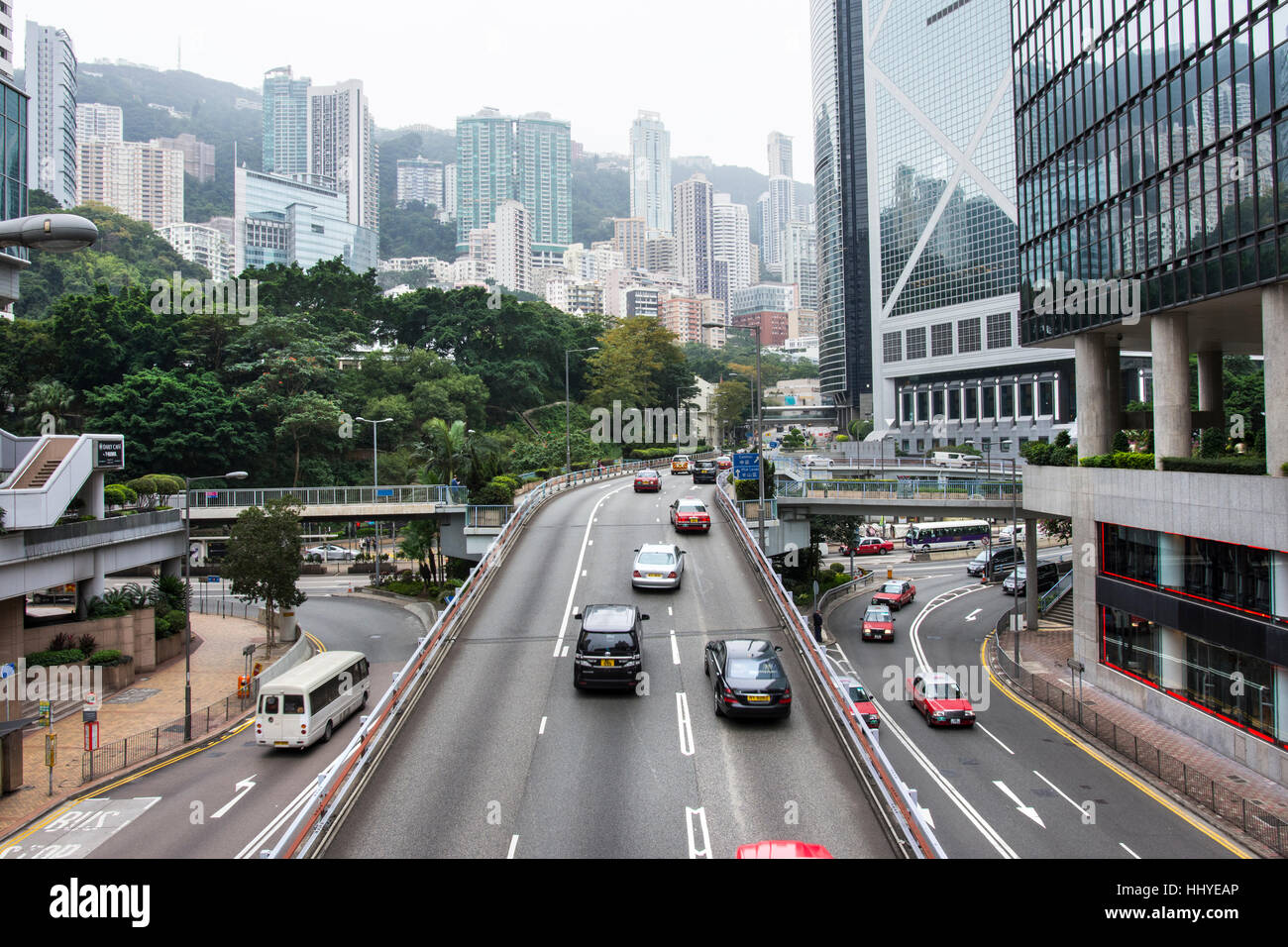 the traffic in hong kong roads Stock Photo - Alamy