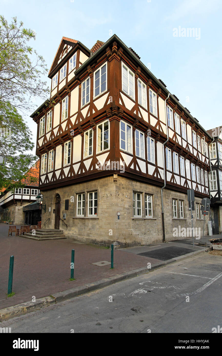 house, building, traditional, hanover, style of construction ...