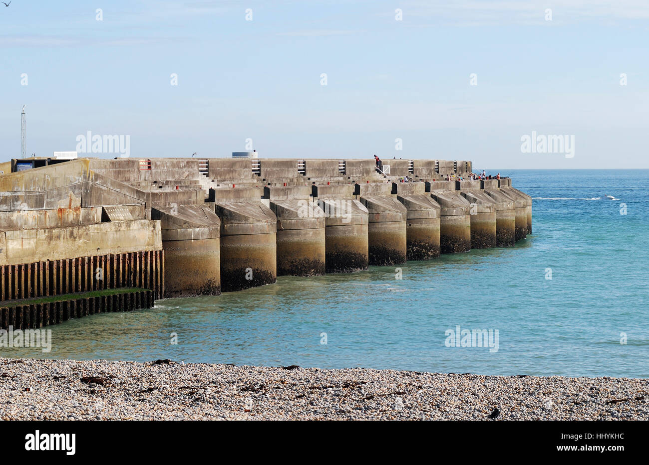 wall, england, salt water, sea, ocean, water, humans, human beings ...