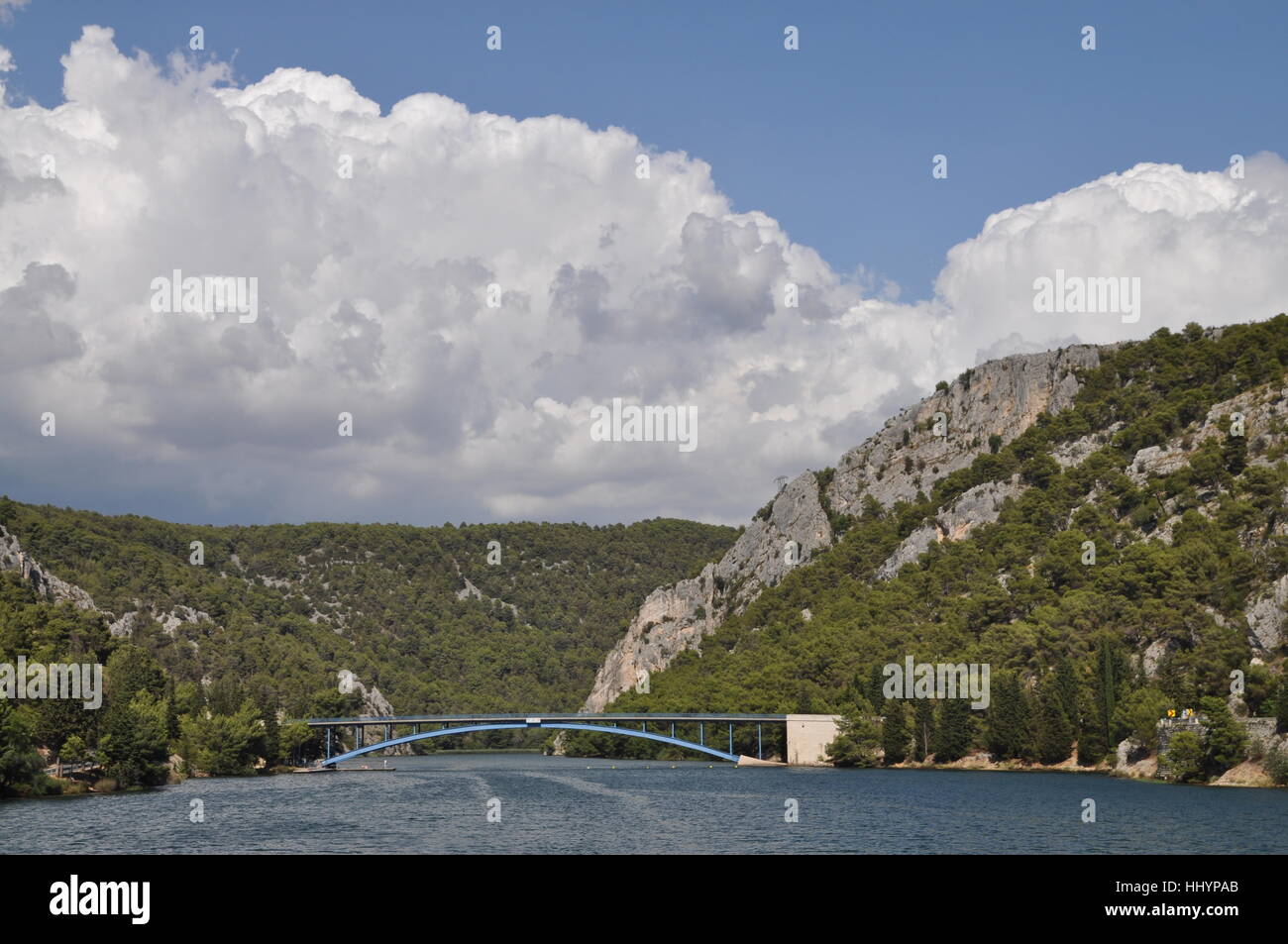 Bridge over ravine hi-res stock photography and images - Alamy