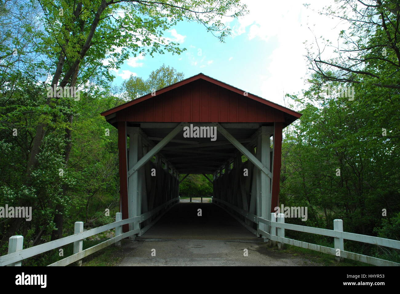 Covered pedestrian bridge hi-res stock photography and images - Alamy