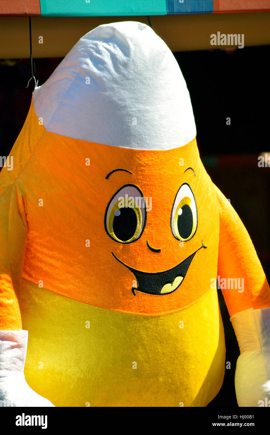 Soft toy prize on stall hi-res stock photography and images - Alamy