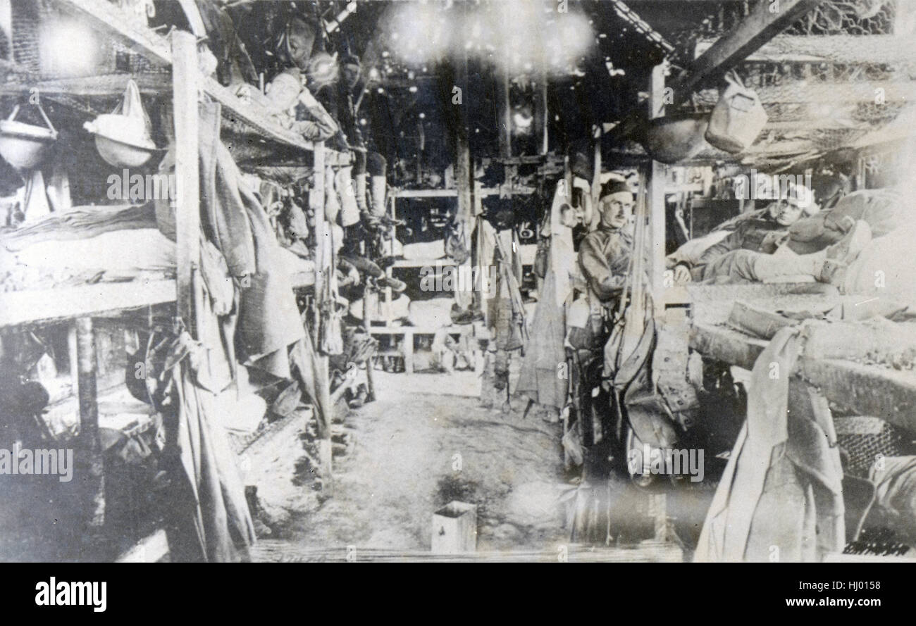 Barracks beds hi-res stock photography and images - Alamy