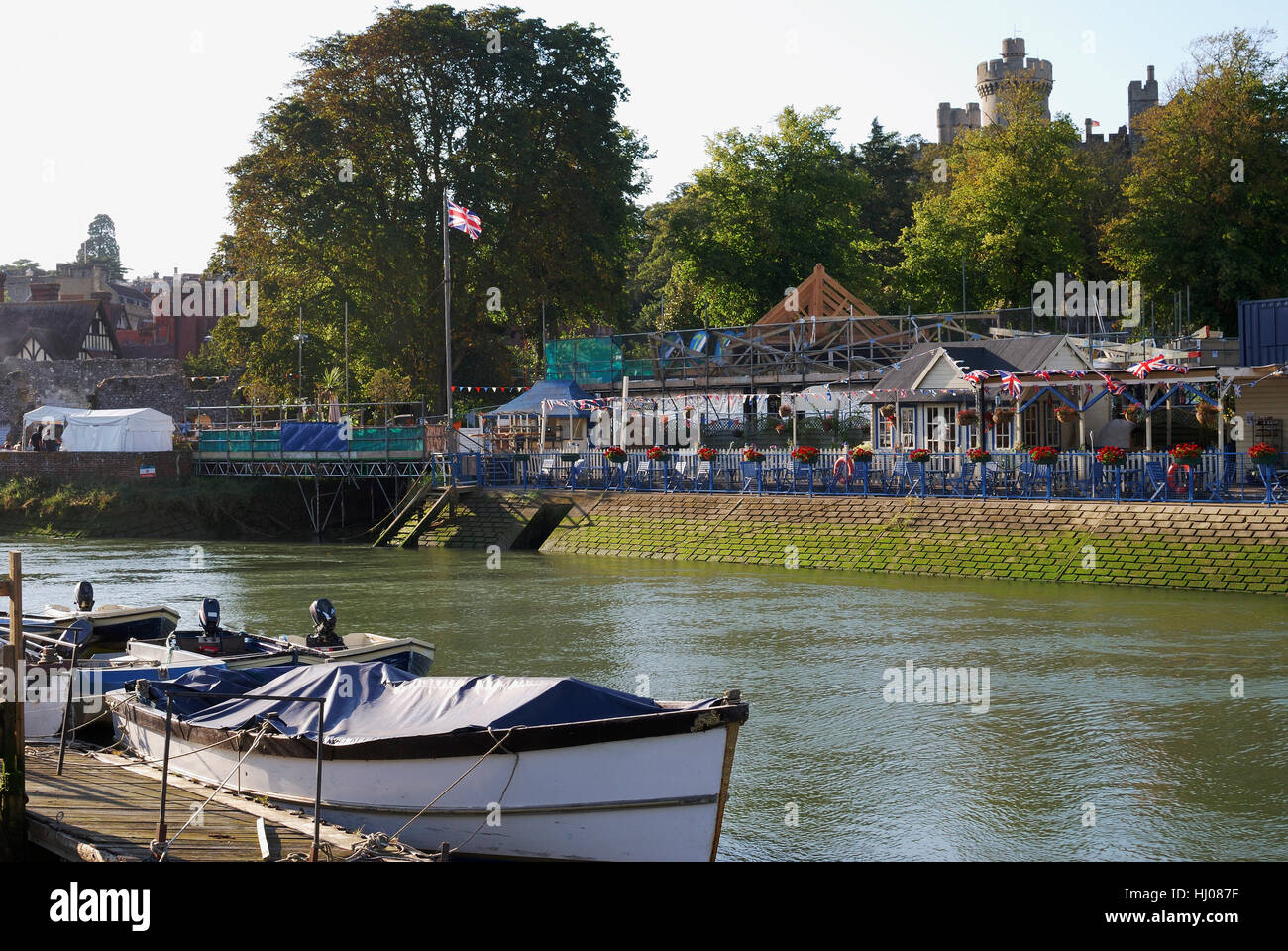 cathedral, england, boat, river, water, rowing boat, sailing boat ...