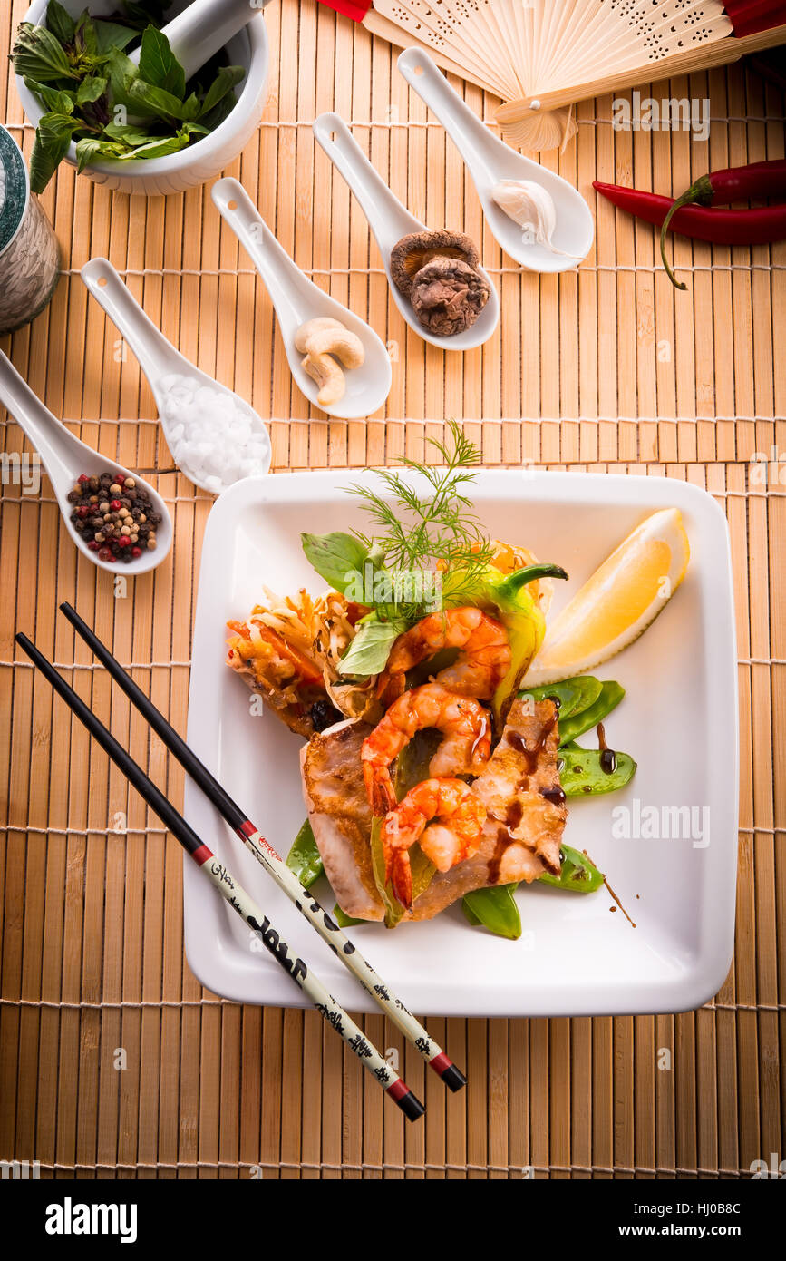 Cape town gold restaurant hi-res stock photography and images - Alamy