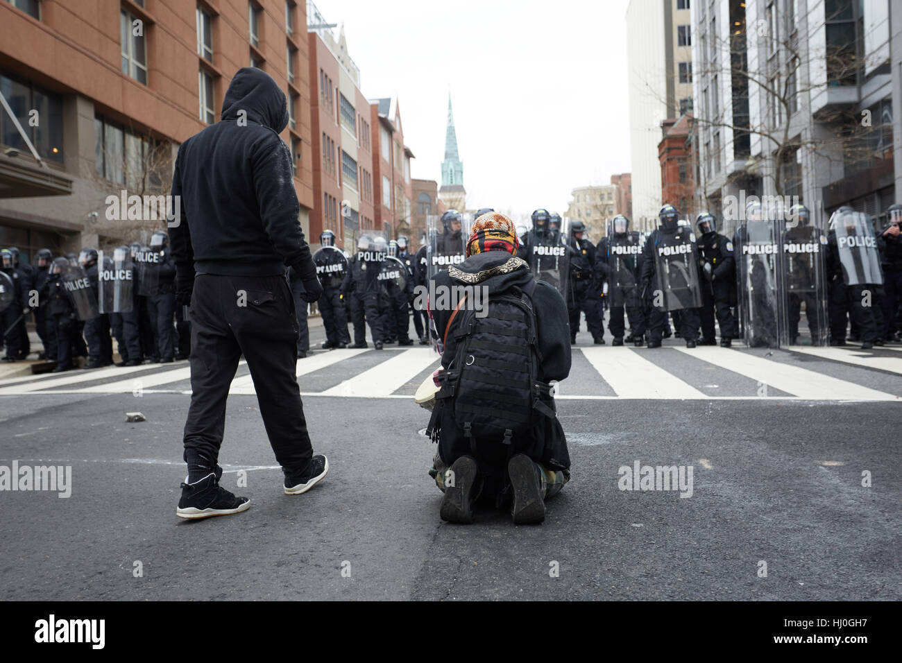 Riot police washington d c hi-res stock photography and images - Alamy