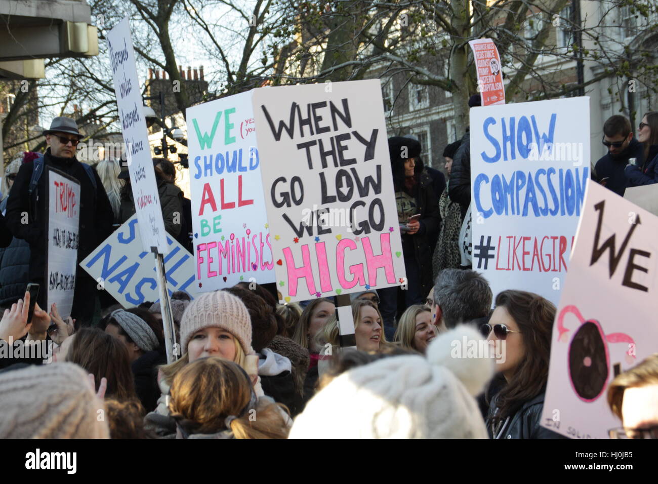 2017 womens march hi-res stock photography and images - Alamy