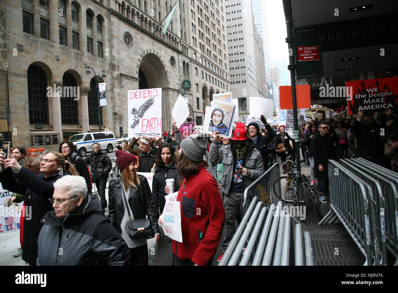 Tens of Thousands Attend Women’s March In New York Stock Photo - Alamy