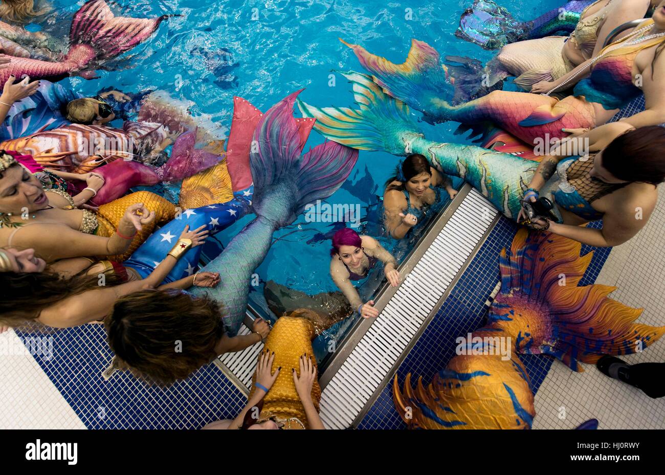Greensboro, North Carolina, USA. 21st Jan, 2017. Merfolk gather at NC ...