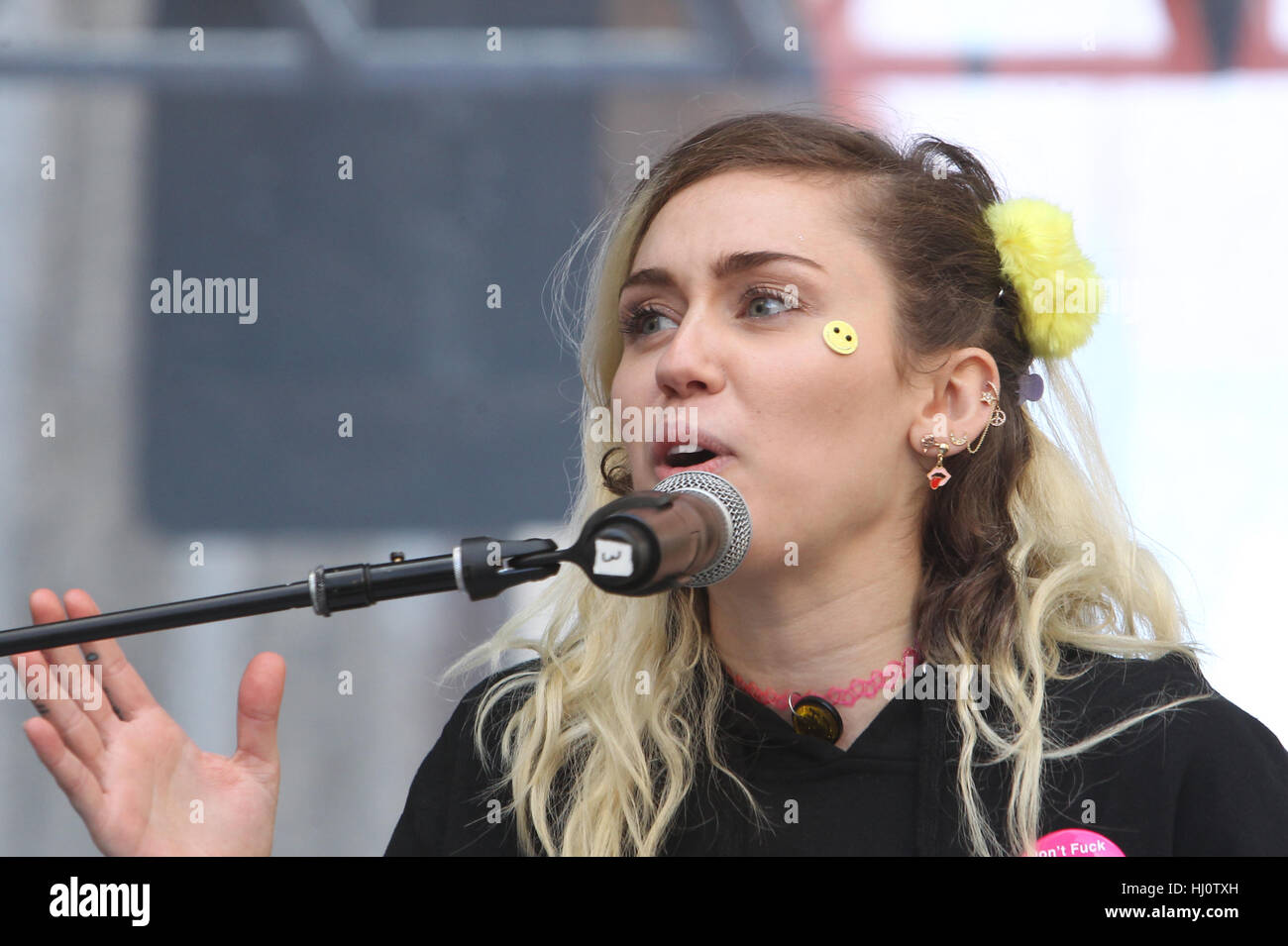 ALos Angeles CA. 21st Jan, 2017. Miley Cyrus, At Women's March Los ...