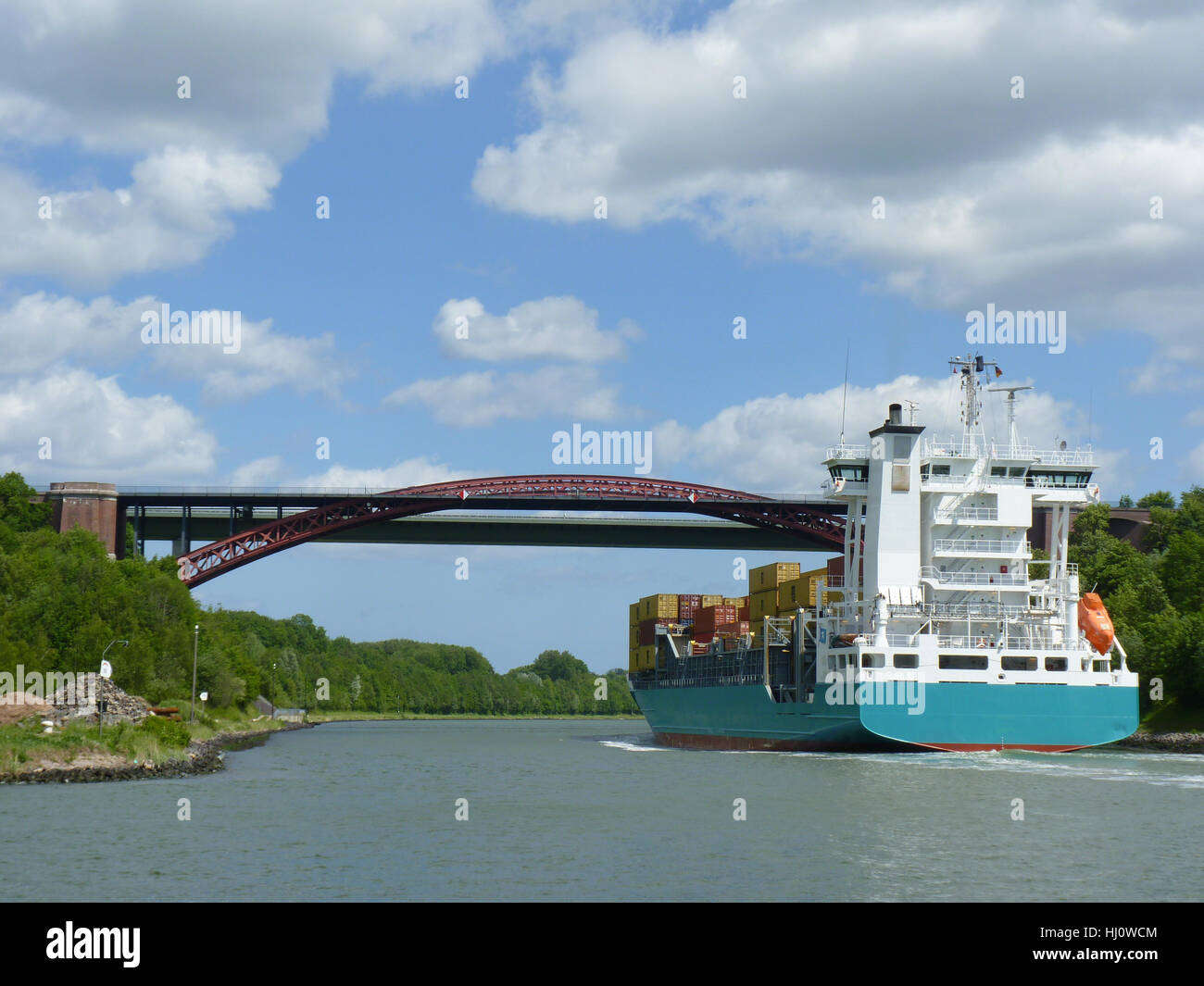 container ship, keel, freighter, kiel canal, container, containers ...
