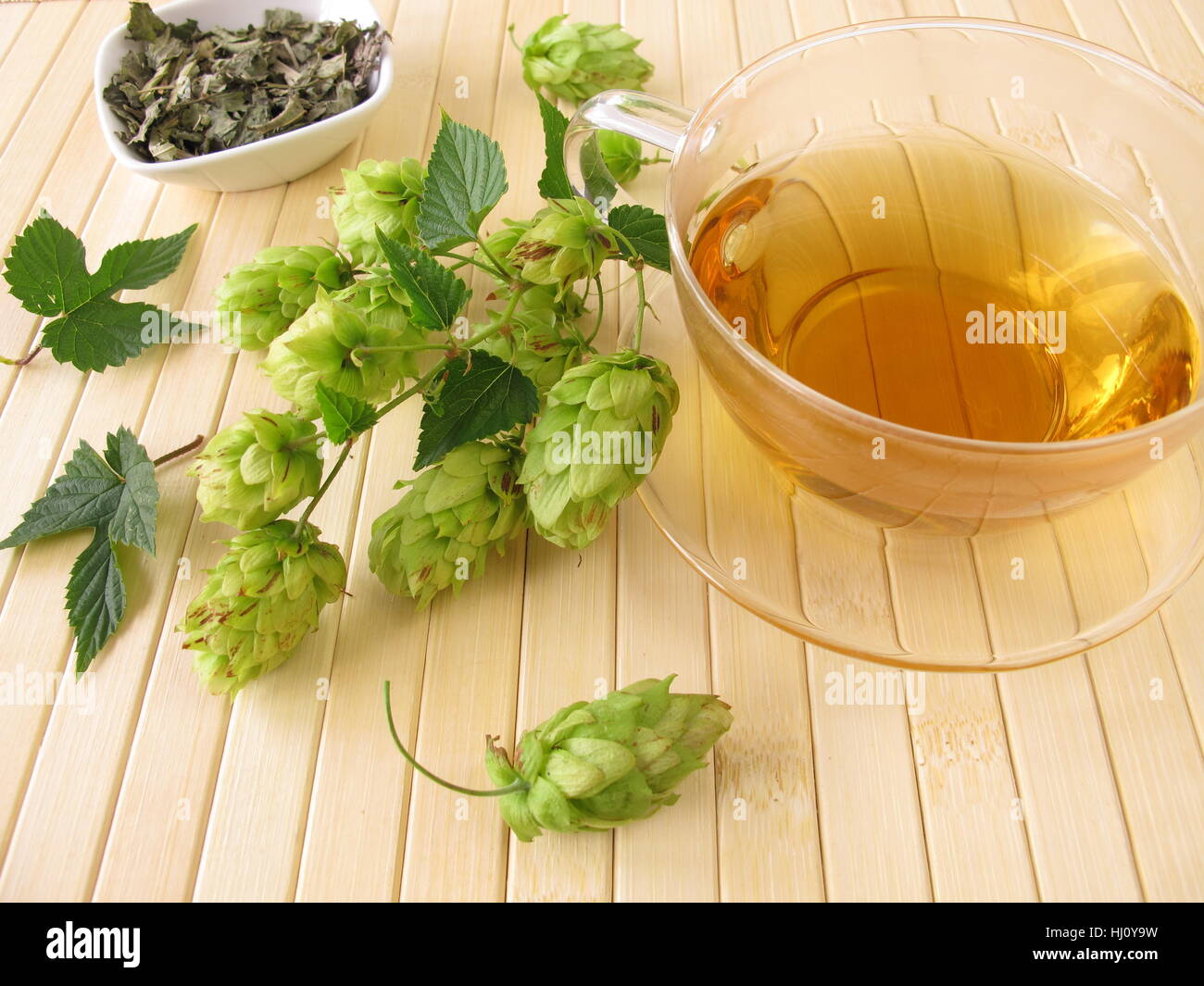 Hop tea hi-res stock photography and images - Alamy