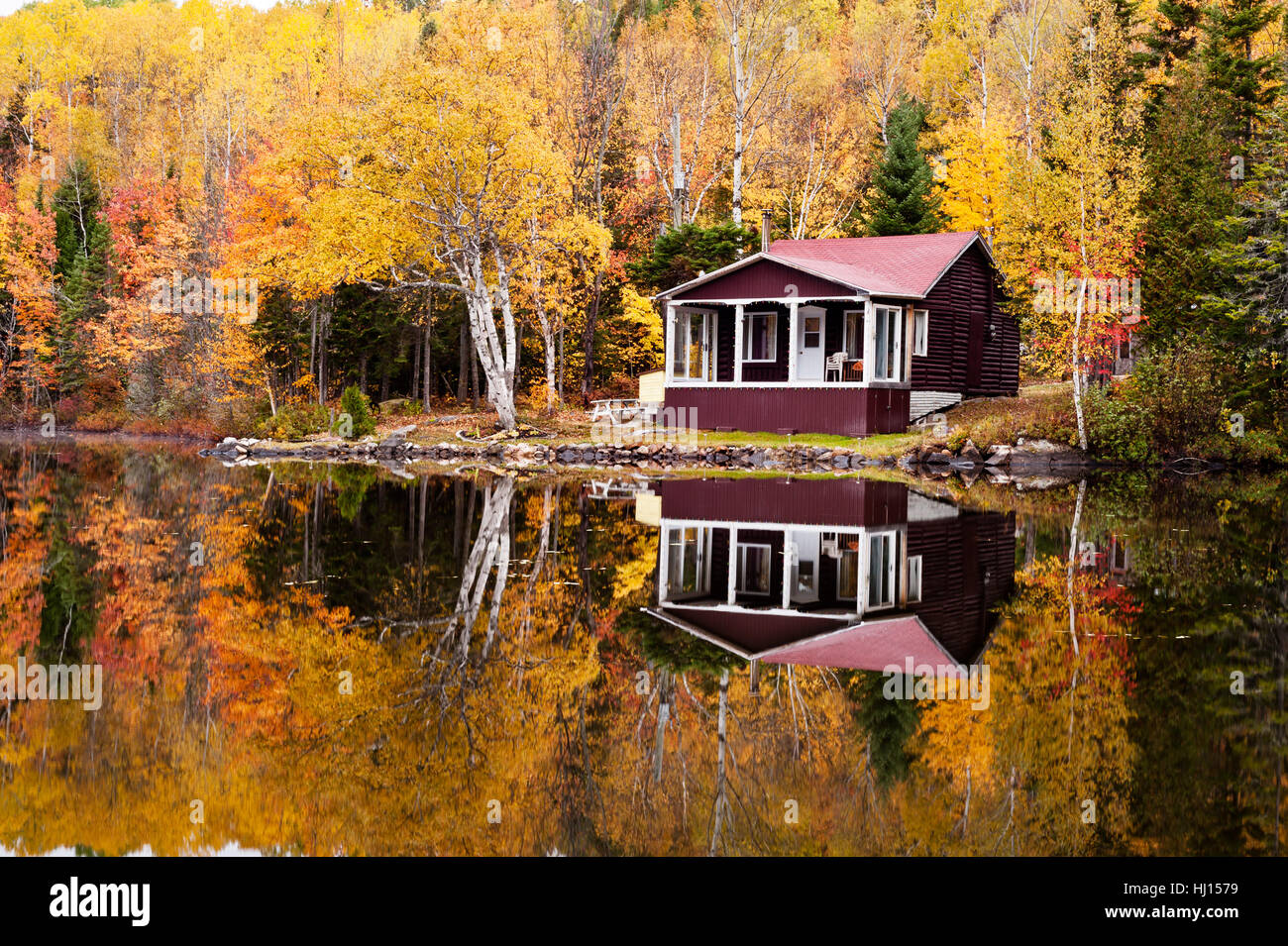 blue, house, building, shine, shines, bright, lucent, light, serene ...