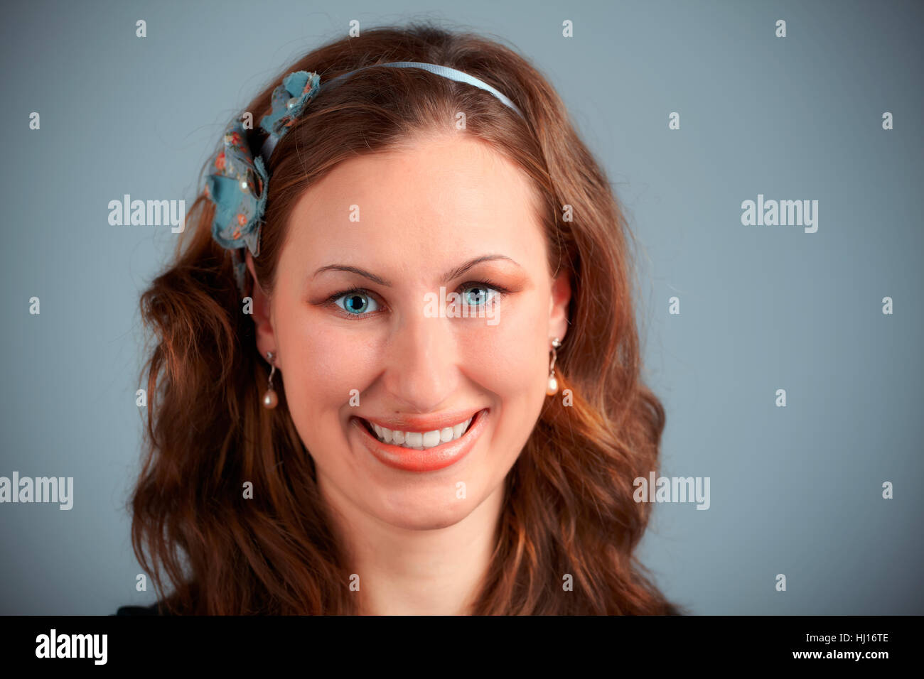 woman, laugh, laughs, laughing, twit, giggle, smile, smiling, laughter ...