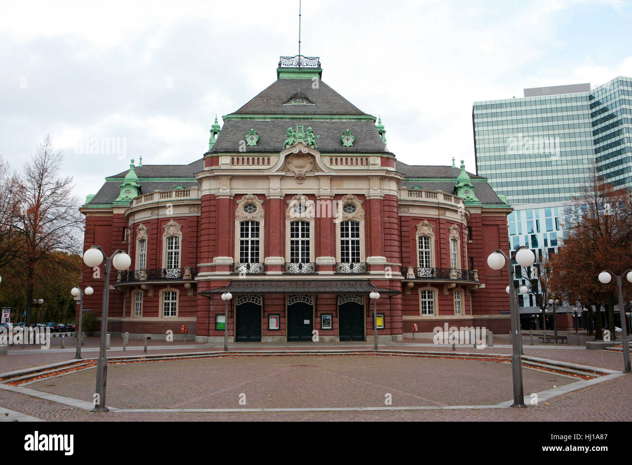 Concert hall music hi-res stock photography and images - Alamy