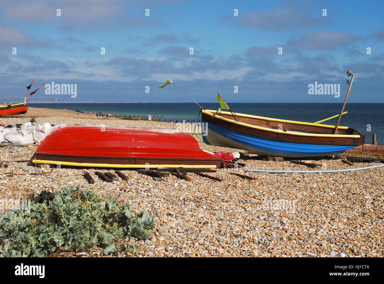 beach, seaside, the beach, seashore, england, boat, shingle, dingy ...
