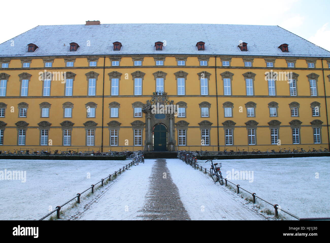 entrance of a castle Stock Photo - Alamy