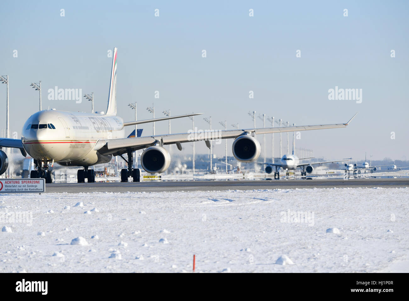 Etihad, A 340, aircraft, a/c, airplane, plane, wing, taxiway, runway ...